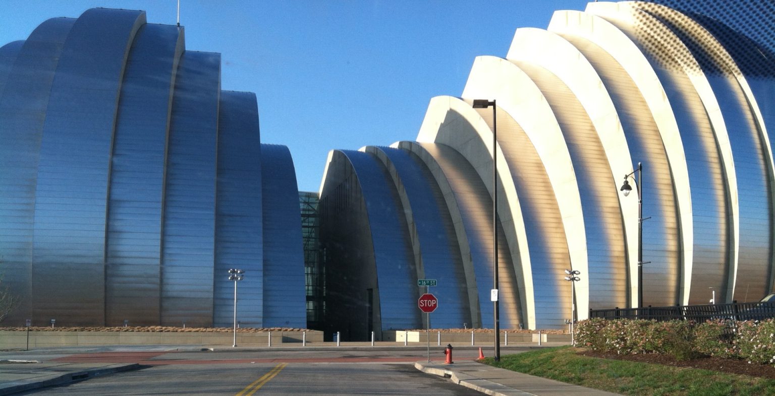 35 Free Things To Do In Kansas City By Day & Night From a Local